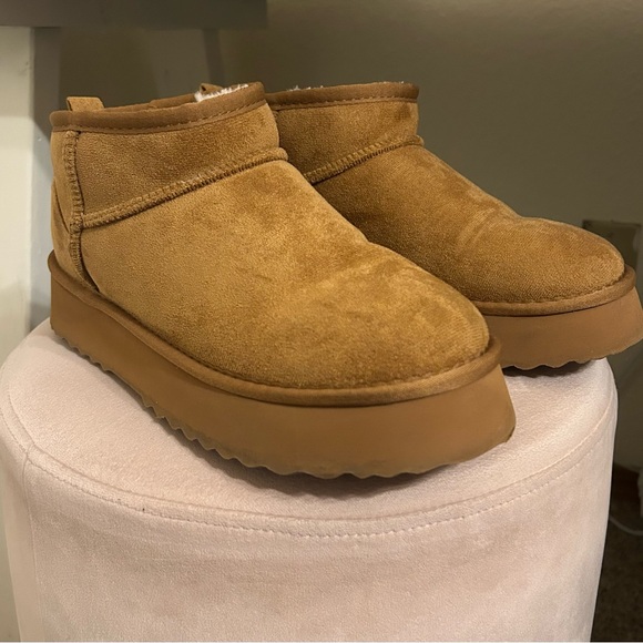 ARULA | Shoes | Cozy Arula Ankle Boots | Poshmark